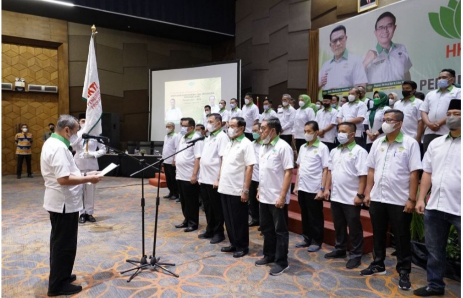 Gubernur Riau Kukuhkan Pengurus HKTI Riau, Wardan Sebelumnya Dilantik ...